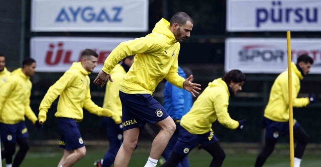 Bonucci, Fenerbahçe ile ilk antrenmanına çıktı - Beyaz Gündem Gazetesi Bonucci, Fenerbahçe ile ilk antrenmanına çıktı - Beyaz Gündem Gazetesi